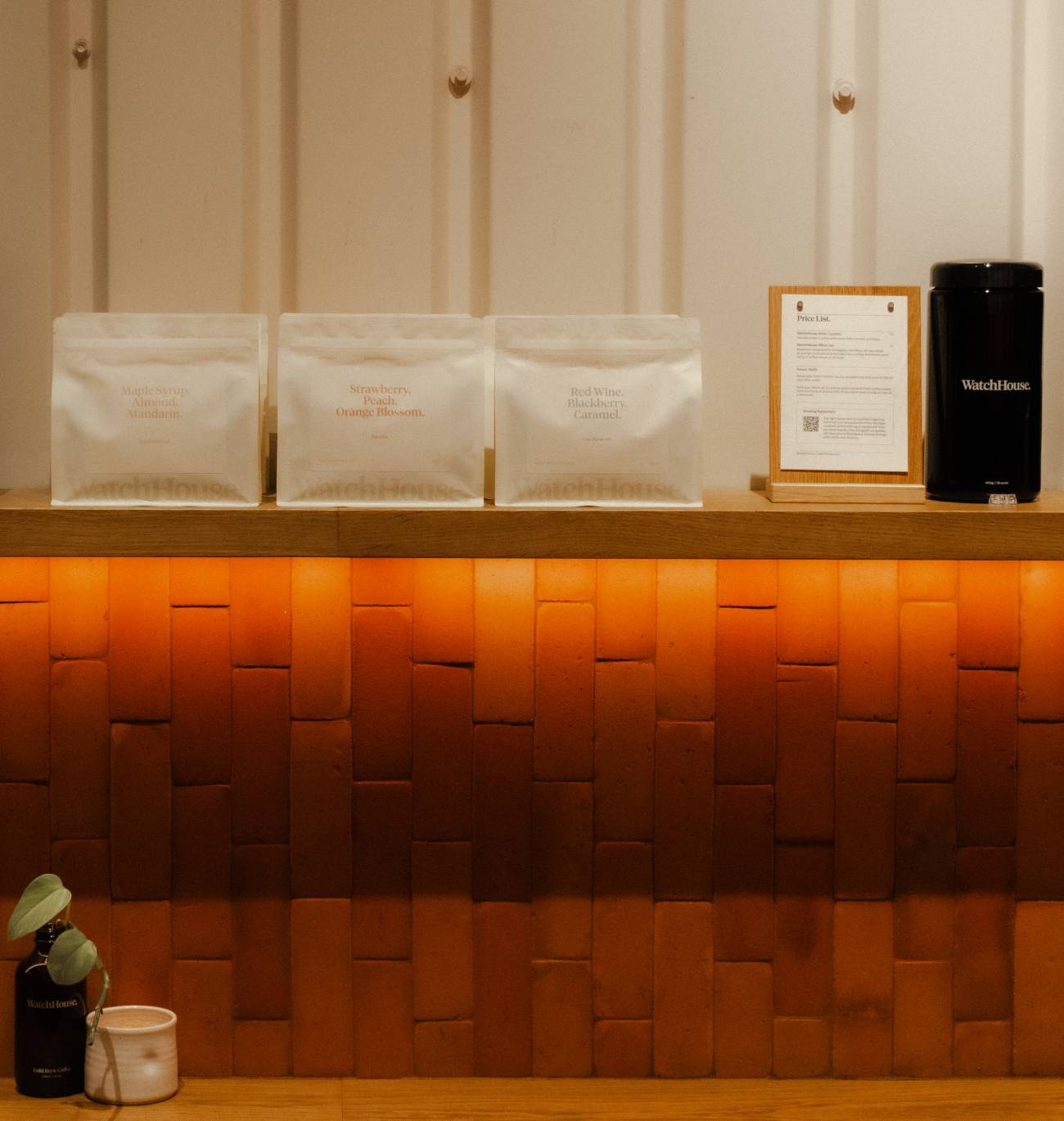 WatchHouse. Modern Coffee.