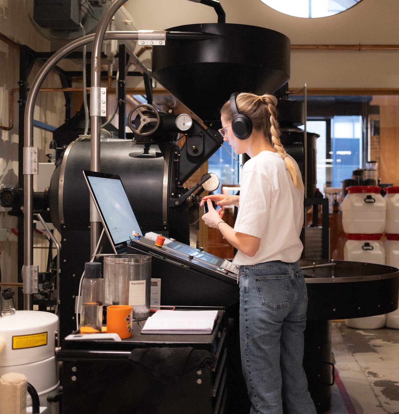 Nikol Novotná: WatchHouse Head Roaster.