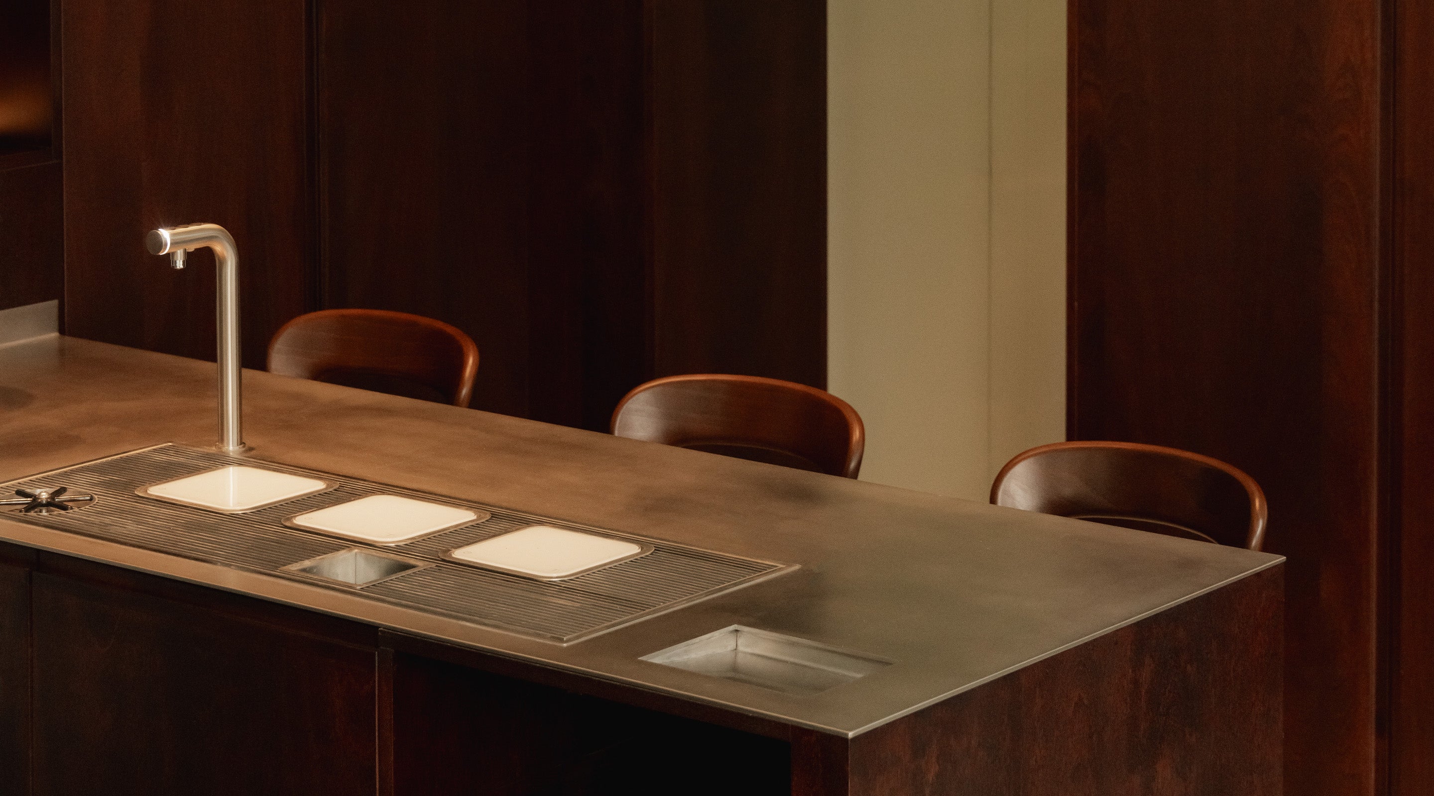 WatchHouse. Modern Coffee.