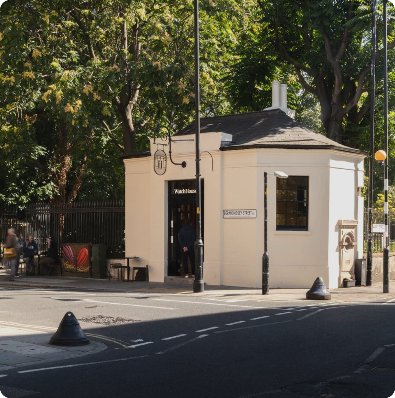 About – WatchHouse